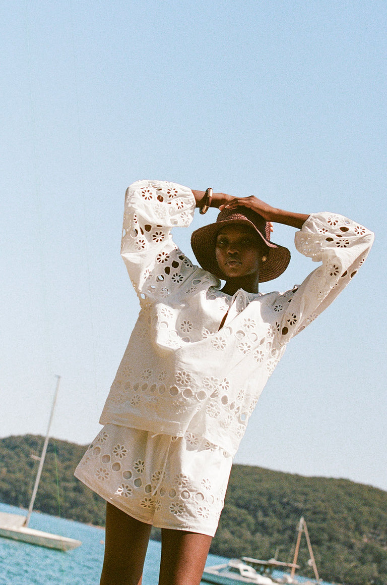 White Embroidered Long Sleeve Tie Paras Top – SABO